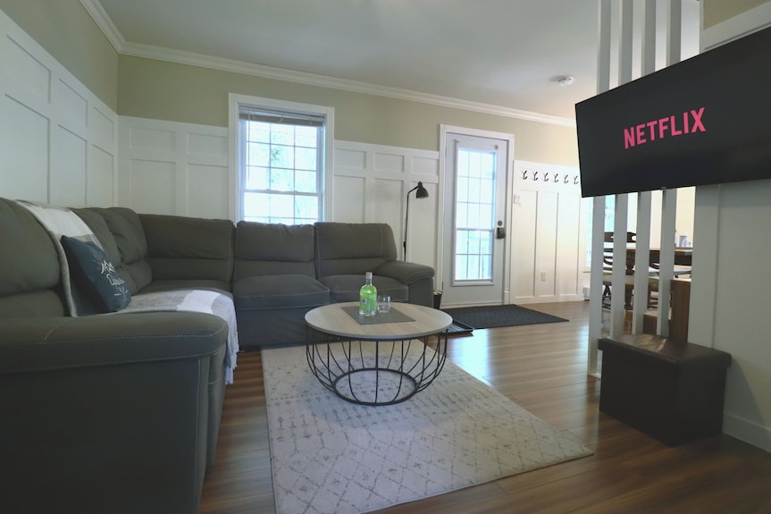 Chalet Au Bord De L'eau Avec Spa , Près De Plusieurs Activités - Québec