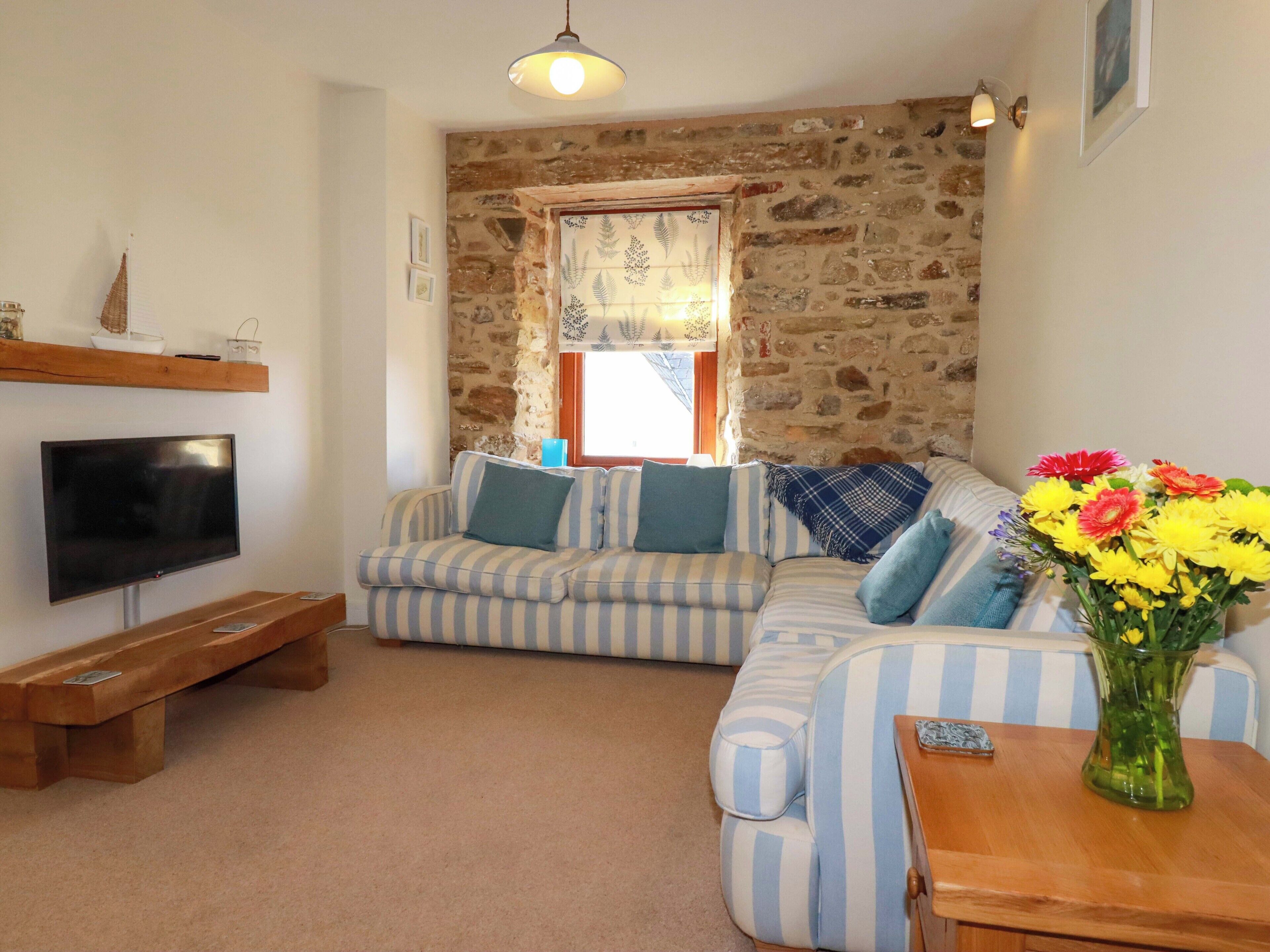 3 The Old Cornstore, Family Friendly In St Agnes - Porthtowan