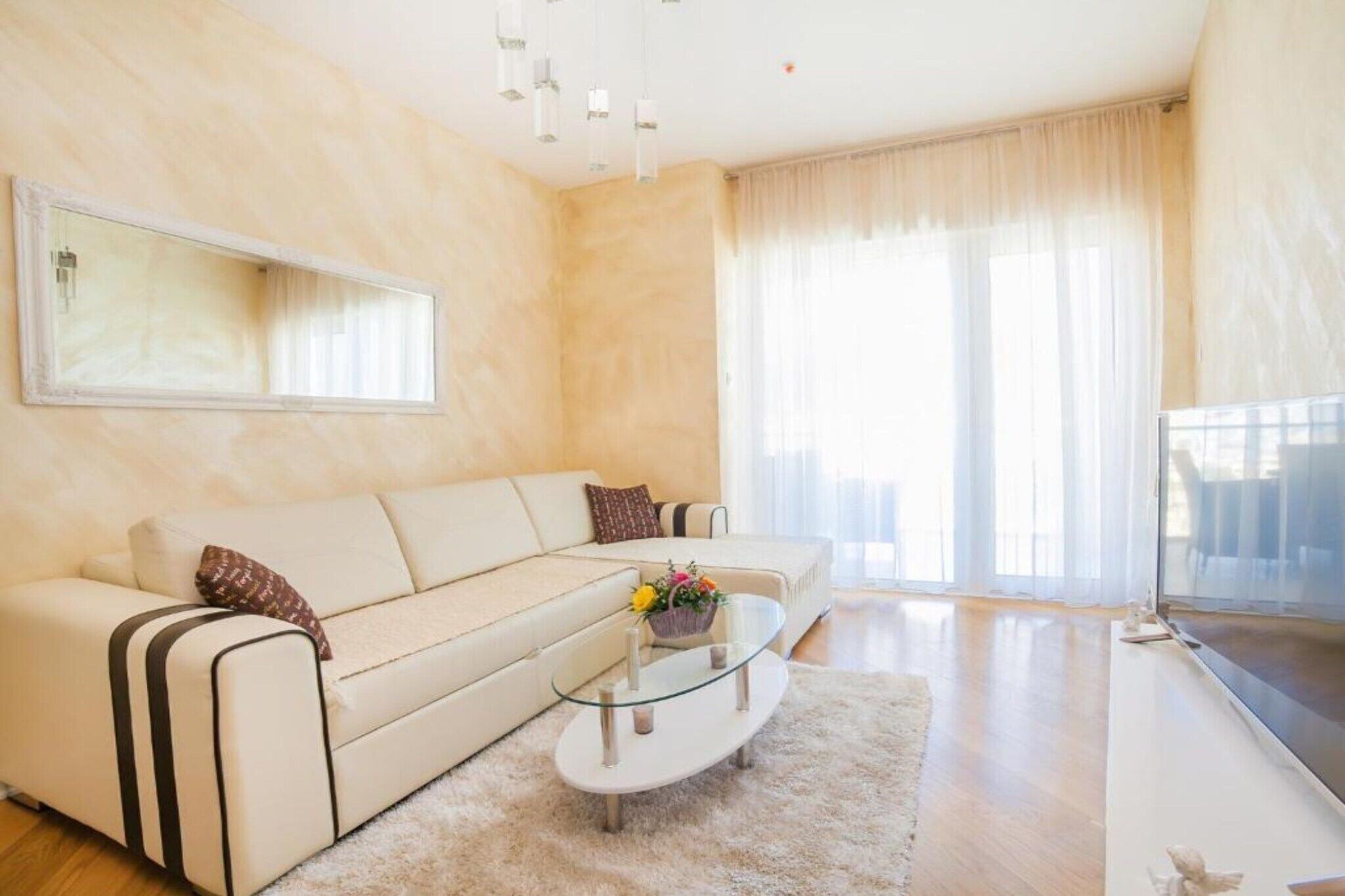 One Bedroom Apartment With Balcony - Budva