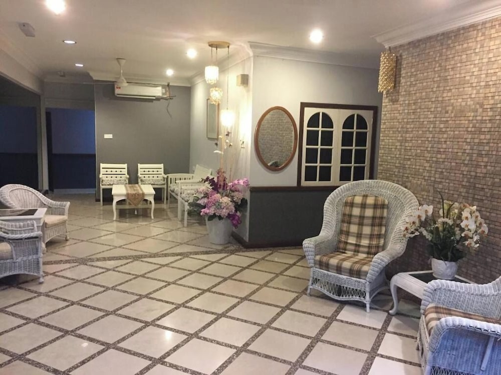 Shafura Hotel 1 - Chukai