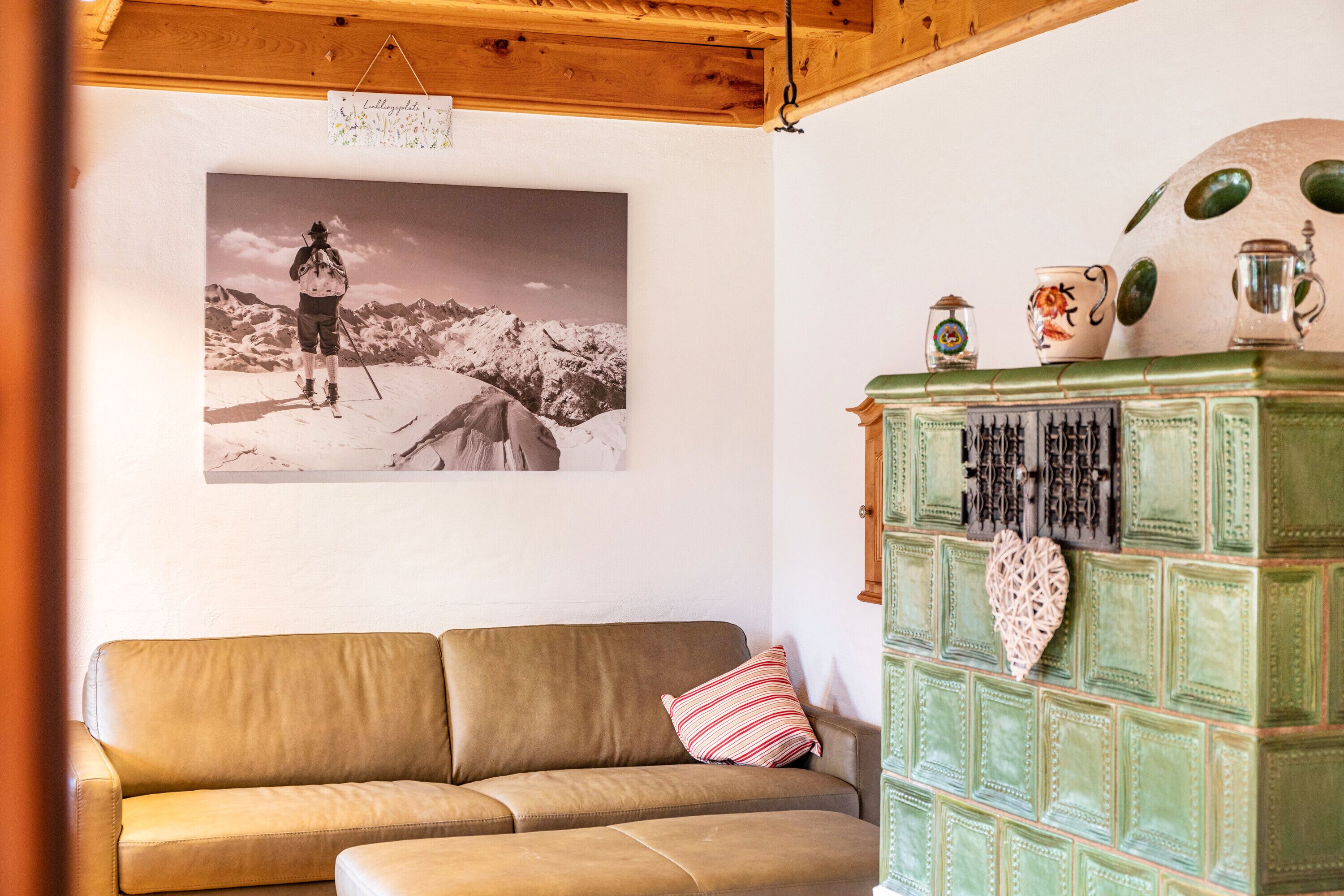 Apartment 'Herzstück' With Mountain View, Private Terrace And Wi-fi - Mittenwald