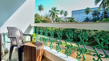 Quarto Deluxe, varanda | Vista para o jardim