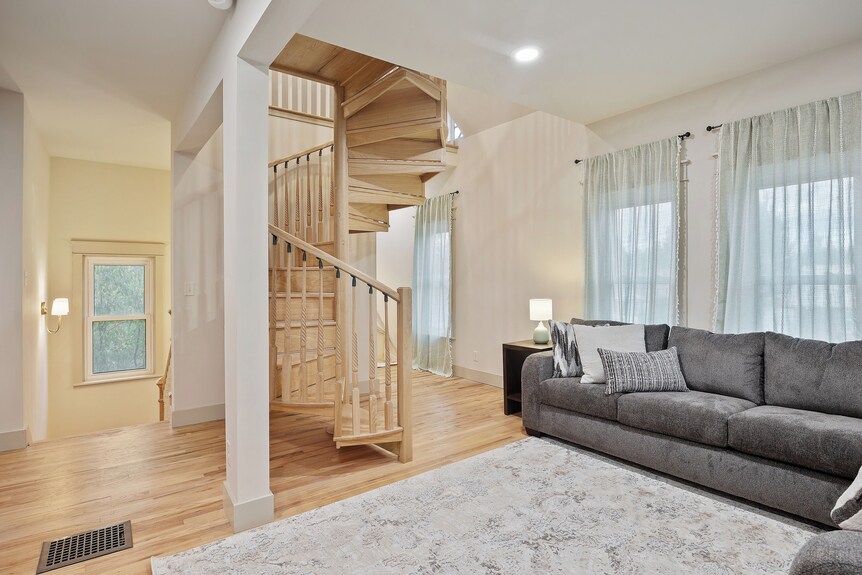 Newly Remodeled, Gorgeous 1905 Home In The Heart Of Sweet Laramie, Wy - Laramie, WY