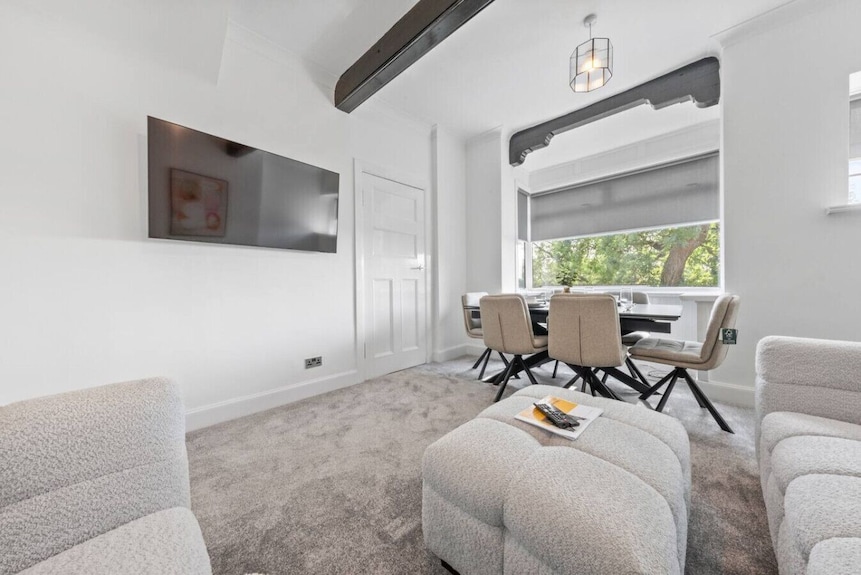 Kirkstyle Cottage - Luxury 4 Bedroom Home - Hamilton