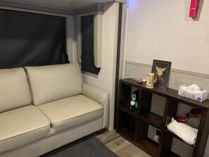 32' RV with slide-outs. Gas and Electric heating and hot water ...