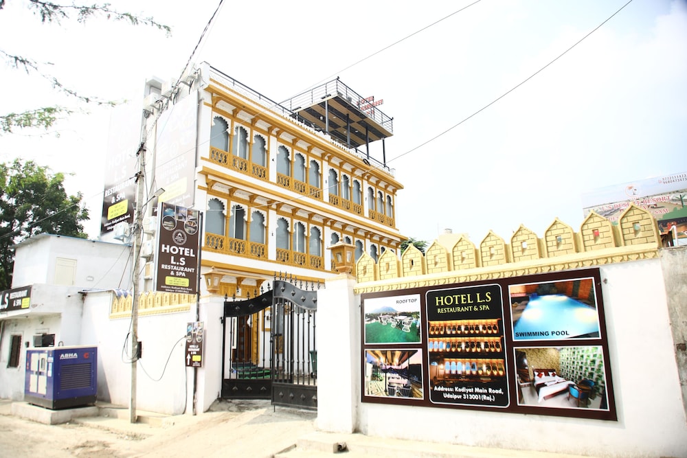 Hotel L S Restaurant & Spa - ラージャスターン