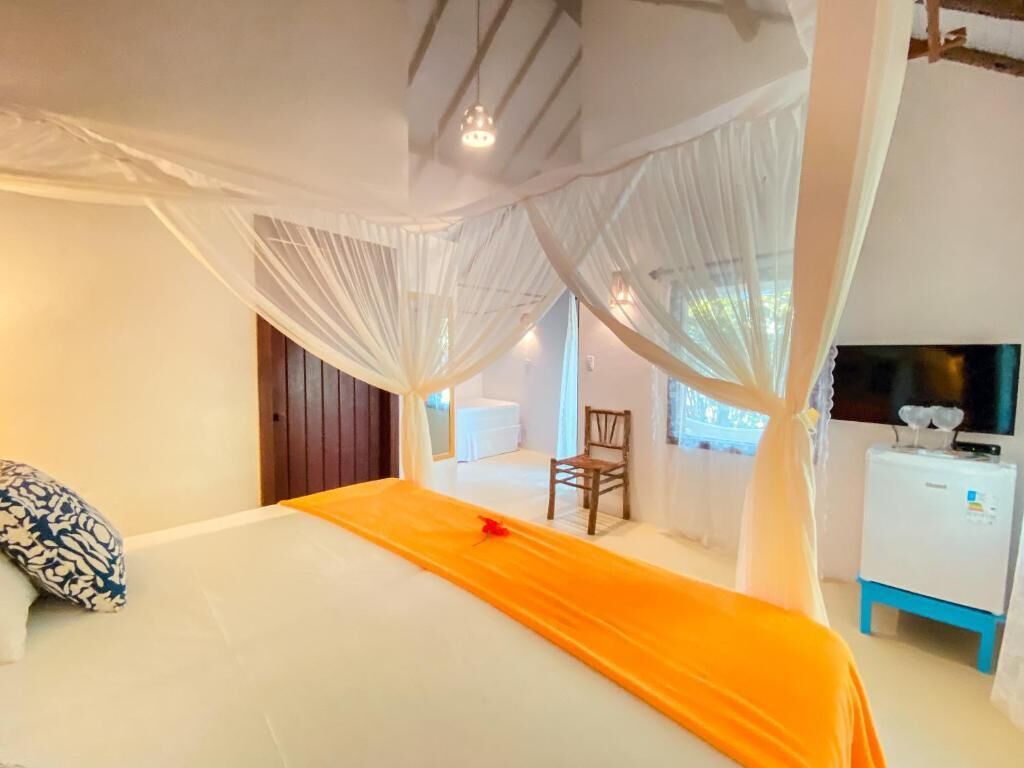 Cofre no quarto, ferro/tábua de engomar 