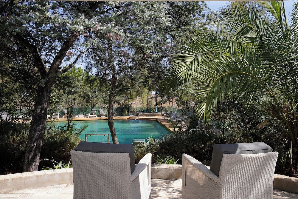 Quinta Das Eirinhas-jardim De Bonsai - Algarve