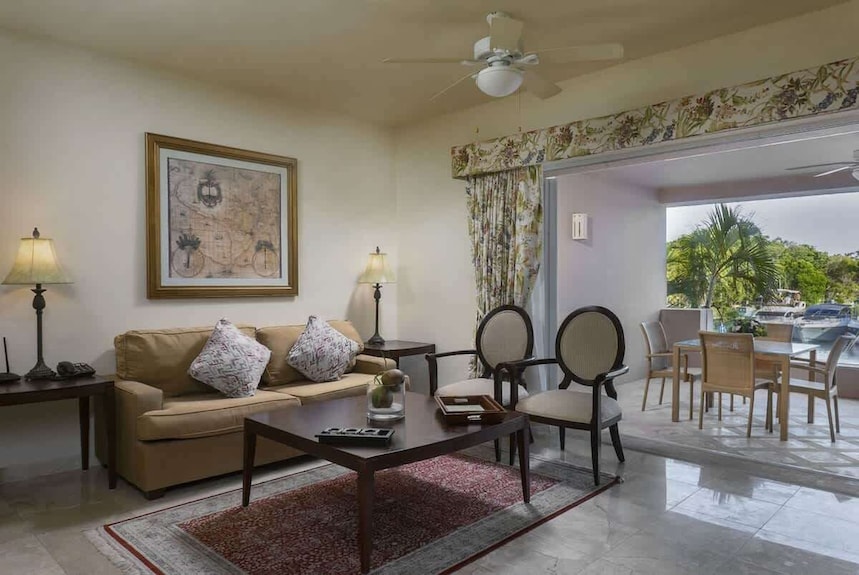 Gran Marina: Apartamento Frente Al Mar Con Balcón Privado - Puerto Aventuras