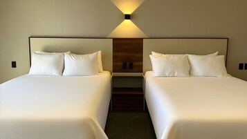 Cofre no quarto, secretária 