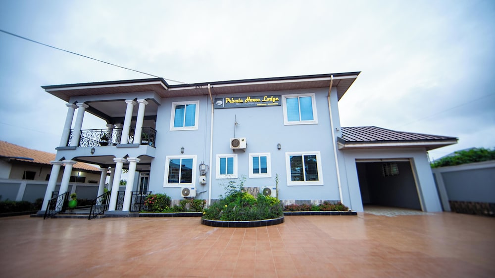 Private Home Lodge - Accra