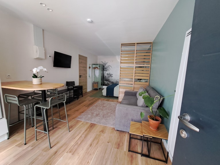 High-end T2 Close To Transport City Center, Close To Belgium And Lille - Kortrijk