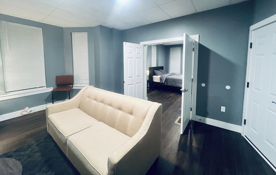 Your Cozy, Commuter-friendly 1br - Hagerstown, MD