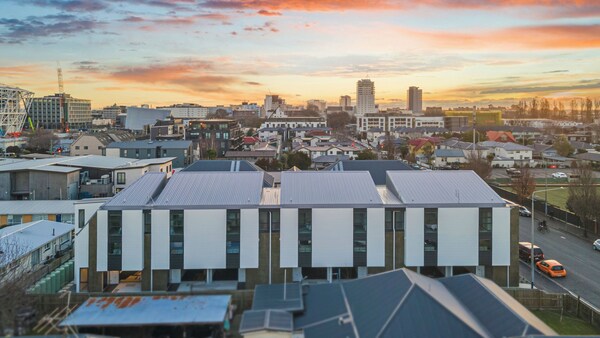 Newly Built 3 Bedroom Townhouse - Your Base To Explore The Cbd - New Zealand