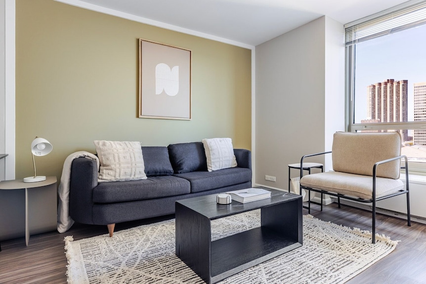 Blueground | Lake View East, Rooftop, Nr Lakefront - Chicago, IL