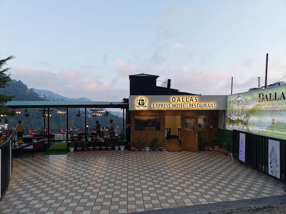 Dallas Express Hotel - Uttarakhand
