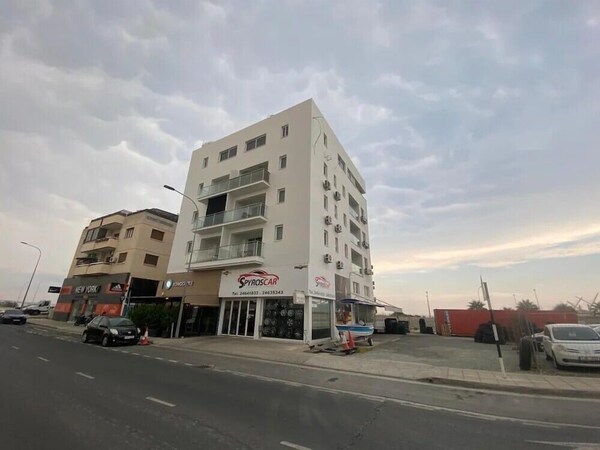 The Penthouse - 3br Seaview In Larnaca - Larnaca