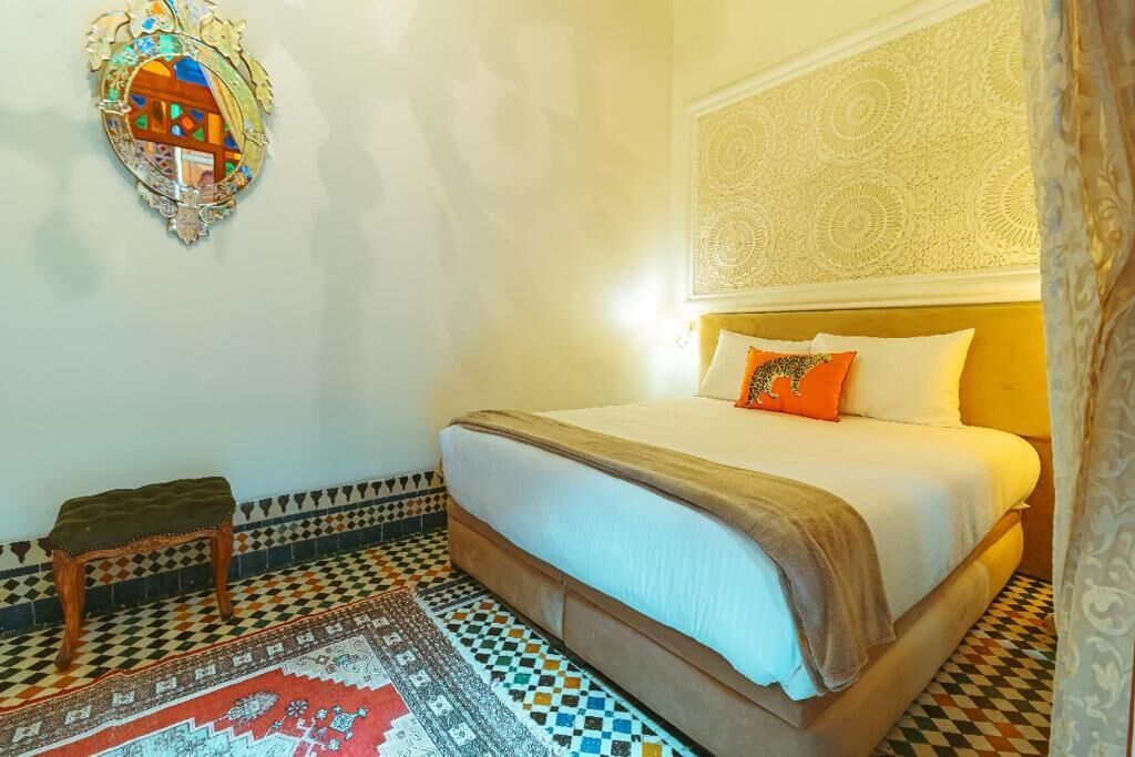 Quarto Duplo de Luxo, ar condicionado | Com decoração personalizada, com mobília individualizada, secretária 