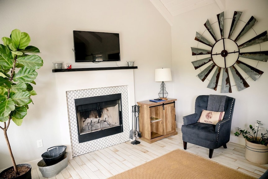 Charming Cabin For Glamping Vacations In Wimberley, Texas - Wimberley, TX