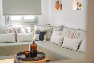 Aqua | Sala de estar | TV de ecrã plano 