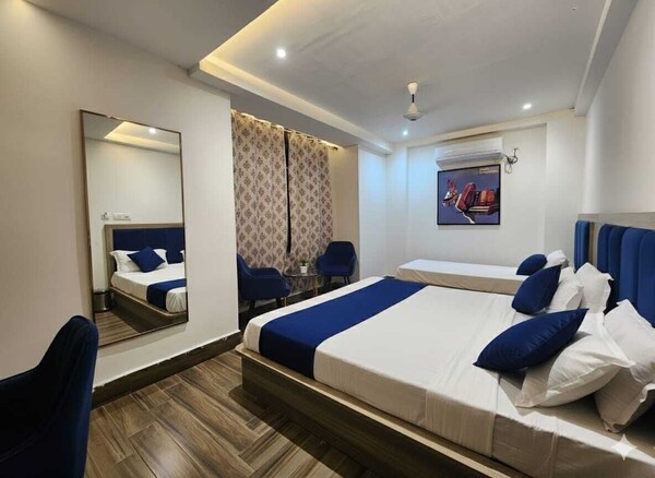 Lakhdatar Hotel - Deoghar