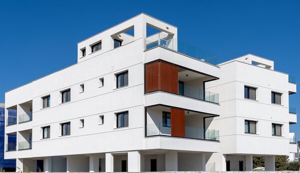 Jas Living Apts & Balconies In Larnaca - Zypern