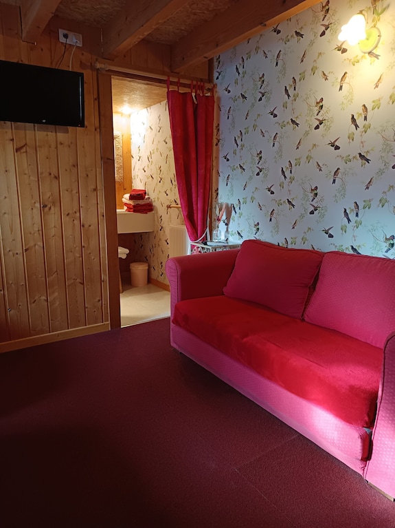 Gîte De La Réchassière, Jura \Nidéal En Famille Ou Entre Amis! - Jura