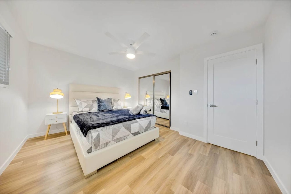 Oneluxstay 3br Home Near The Beach - Los Angeles, CA