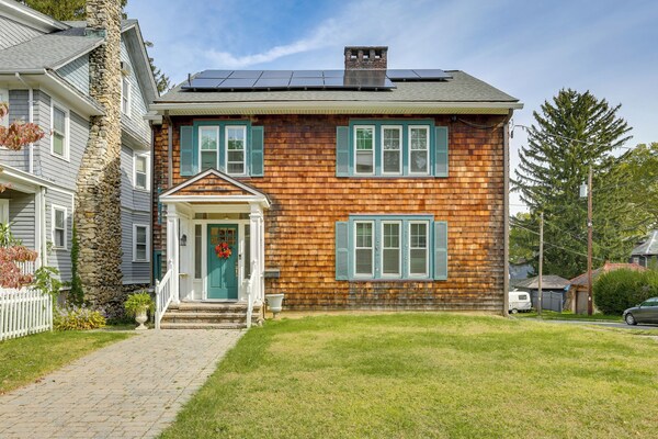Walk To Hudson River Waterfront: Newburgh Home - Newburgh, NY