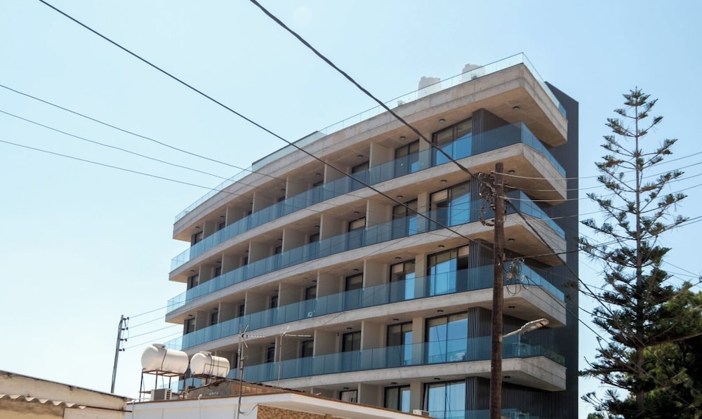 Warner Boutique Hotel - Larnaca