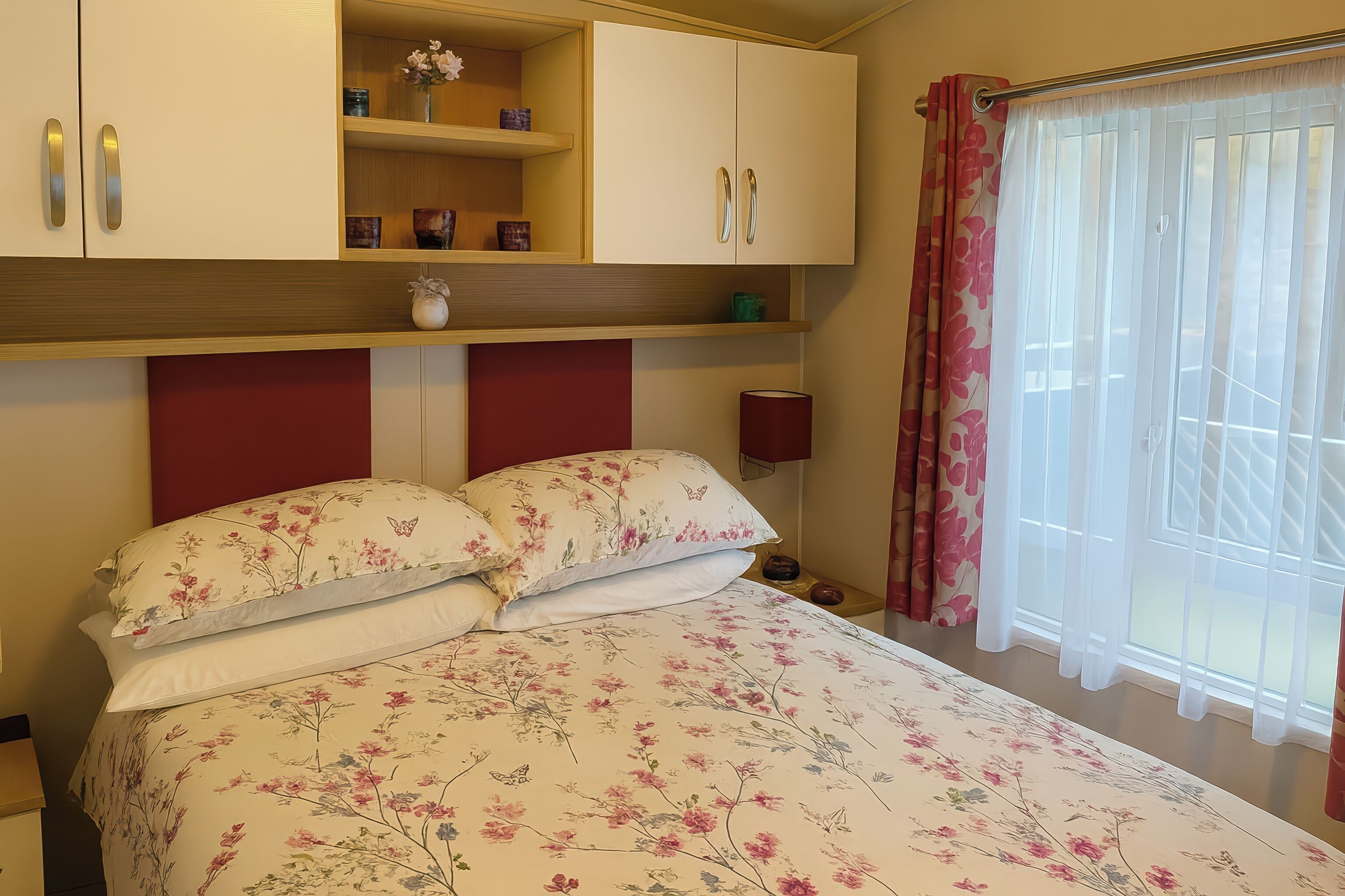 Freshwater Beach Holiday Park - Holiday Accommodation 17116 In Burton Bradstock - Burton Bradstock