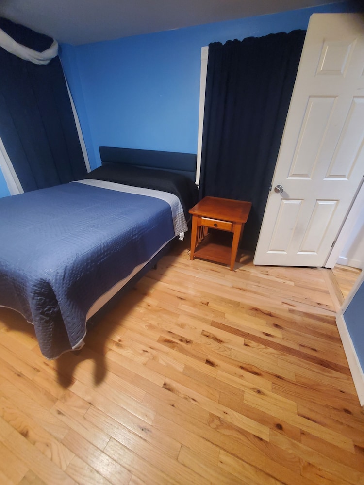 Amazing 4 bedroom home in the coastal beautiful town of Marshfield ...