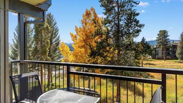 Apartamento em Condomínio Fechado (2 Bedrooms) | Exterior