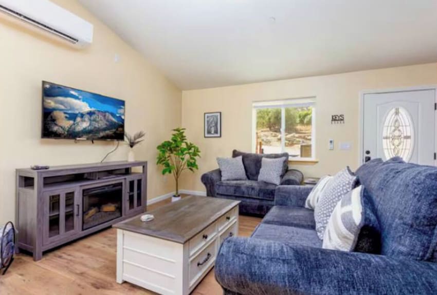 Beautiful Blossom Creek Suite - スリー・リバース, CA