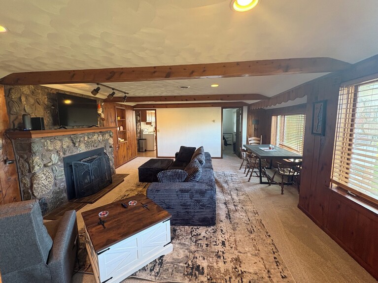 Lakeshore Cottage, For Outdoor Enthusiasts - Míchigan