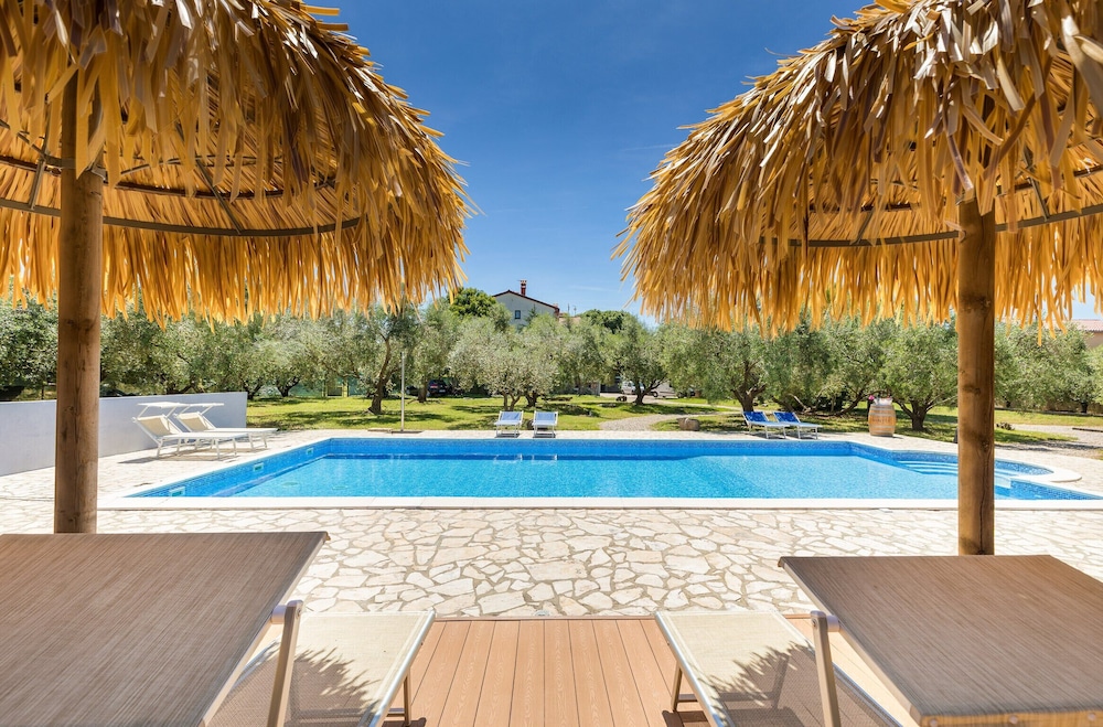 Luxe Apt Marceta 6 - Couple Getaway with Pool - Valbandon | Vrbo