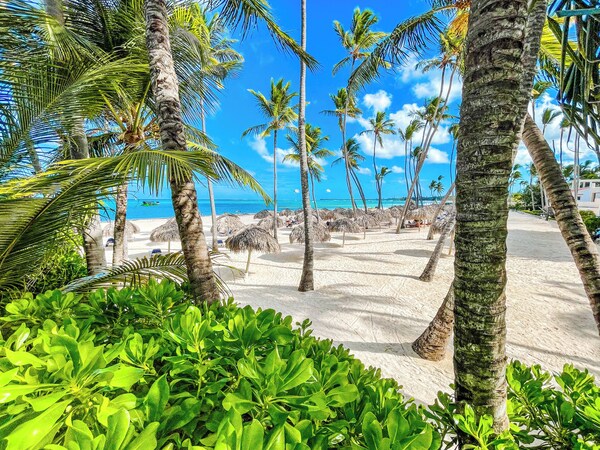 Caribbean Studios Pool Beach & Spa - Punta Cana