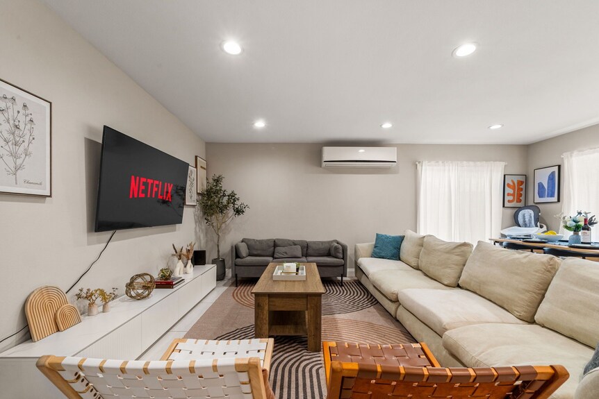 Steps To Beach - Hoops, Pool Table & Fun Game Room - 사이프러스