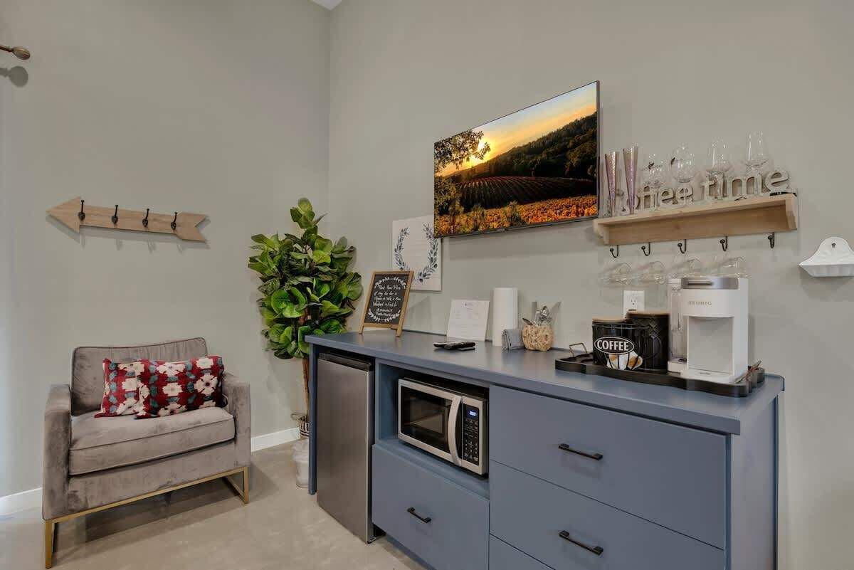 Casa, 1 cama King, banheira de imersão (807 Poplar Pl- 1 Pop) | Cozinha privada