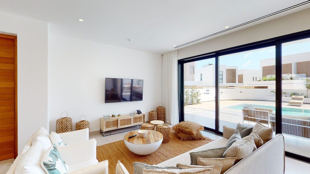 Lavish Cyprus Seaview Villa Moirai | 4 Bdr | Private Pool | Prime Location |. - Ayia Napa