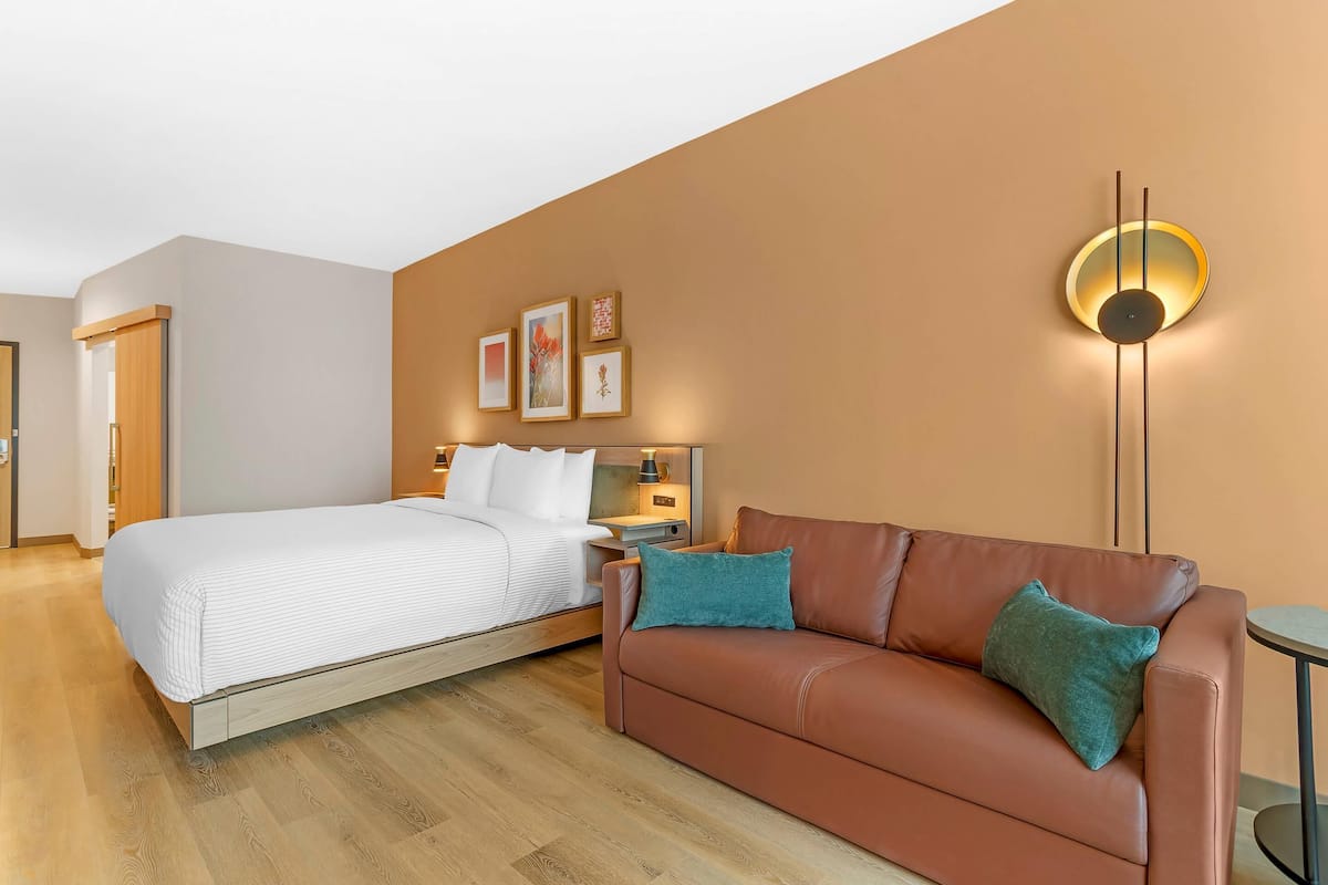 Quarto, 1 cama king-size, banheira adaptada para pessoas com dificuldades motoras, não fumadores | Wi-fi grátis