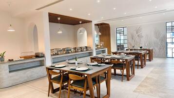 Pequeno-almoço continental diário incluído