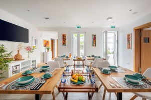 Pequeno-almoço continental diário incluído 