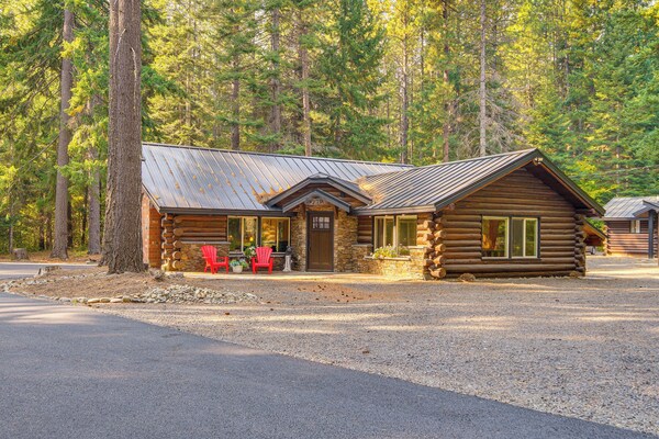 Contemporary Log Cabin Near Cle Elum Lake! - Roslyn, WA