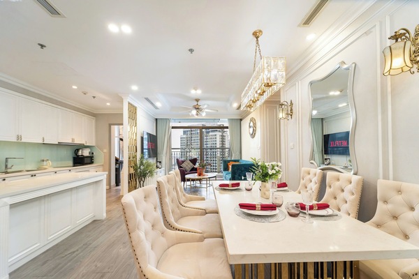 Apartamento executivo, 3 quartos, sacada, vista para a cidade | Camas com colchões de espuma com sistema de memória, escrivaninha