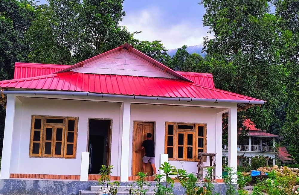 Infinity Viewpoint Homestay - Sikkim