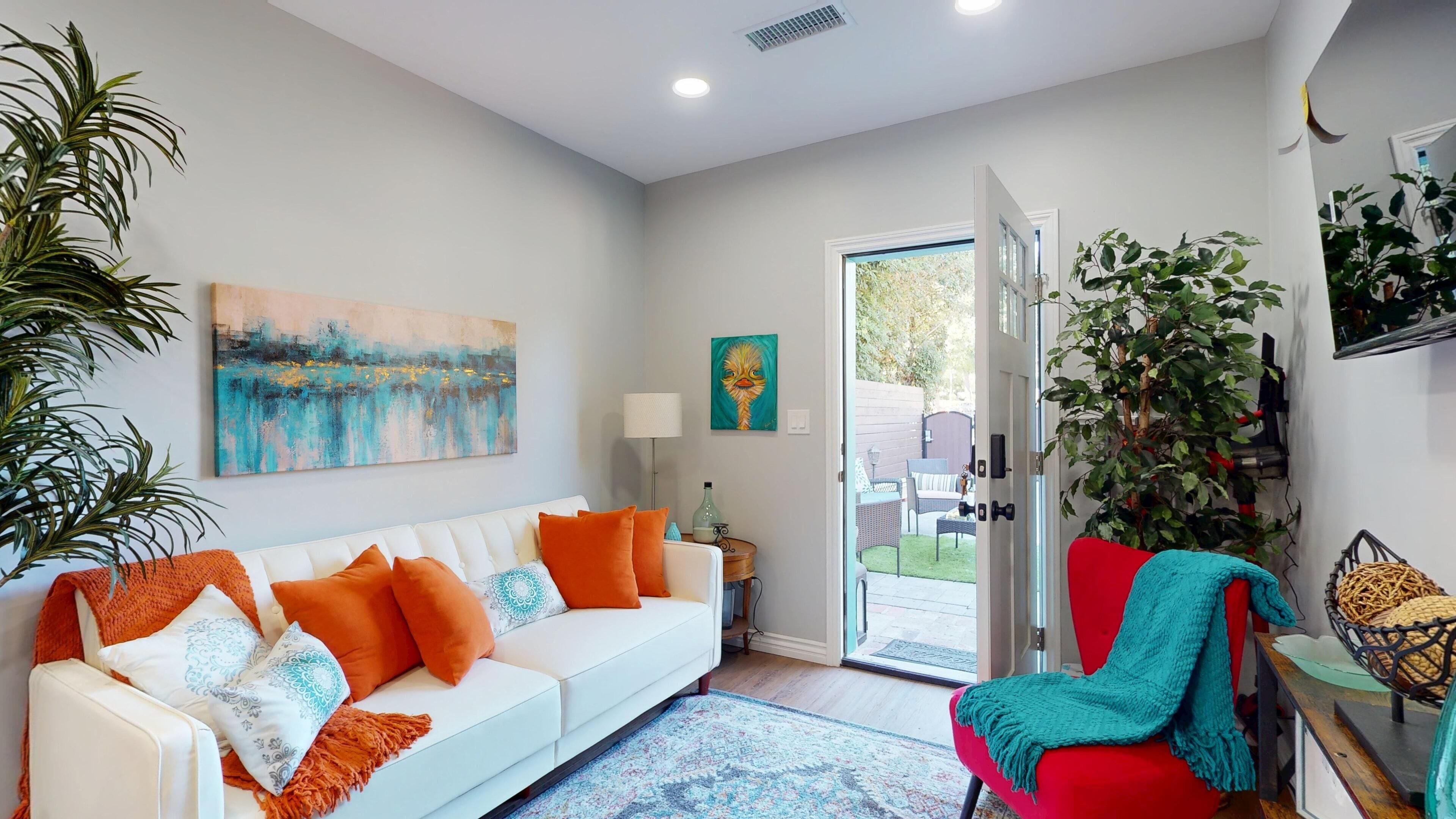 Stylish & Private Adu - Patio W/sitting+ Bbq - Los Angeles, CA