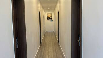 Quarto casal superior, sacada, vista para a montanha | Terraço/pátio