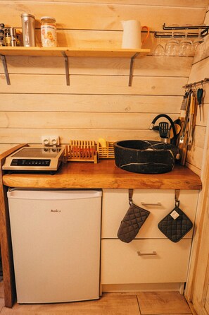 Chalé Familiar, ar condicionado, vista para a montanha | Kitchenette privada | Uma cafeteira/bule, uma chaleira elétrica, uma cadeira de bebé 