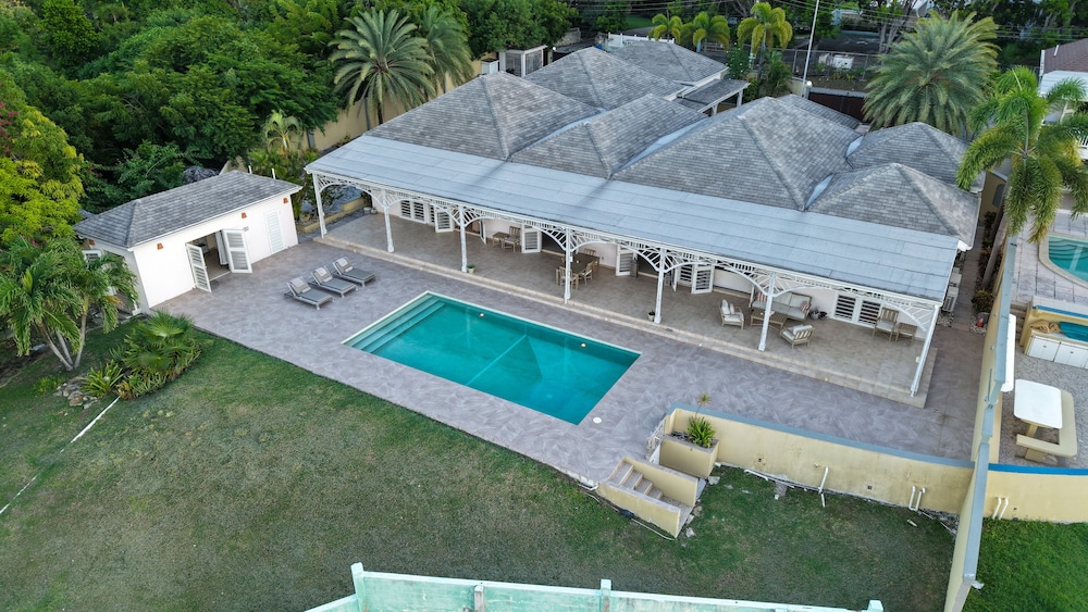 Turtle Cove House By Le Haus - Antigua and Barbuda